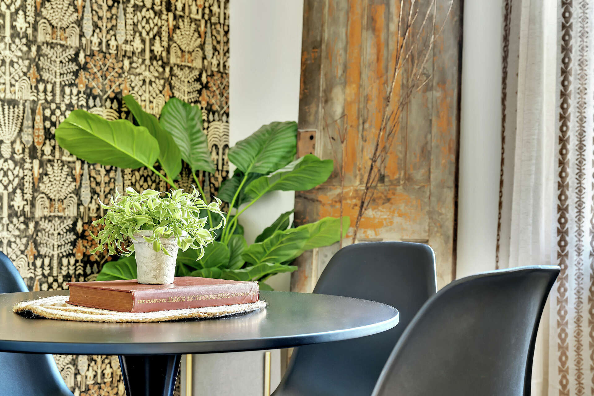 Bringing nature indoors: How biophilic design creates inspiring spaces