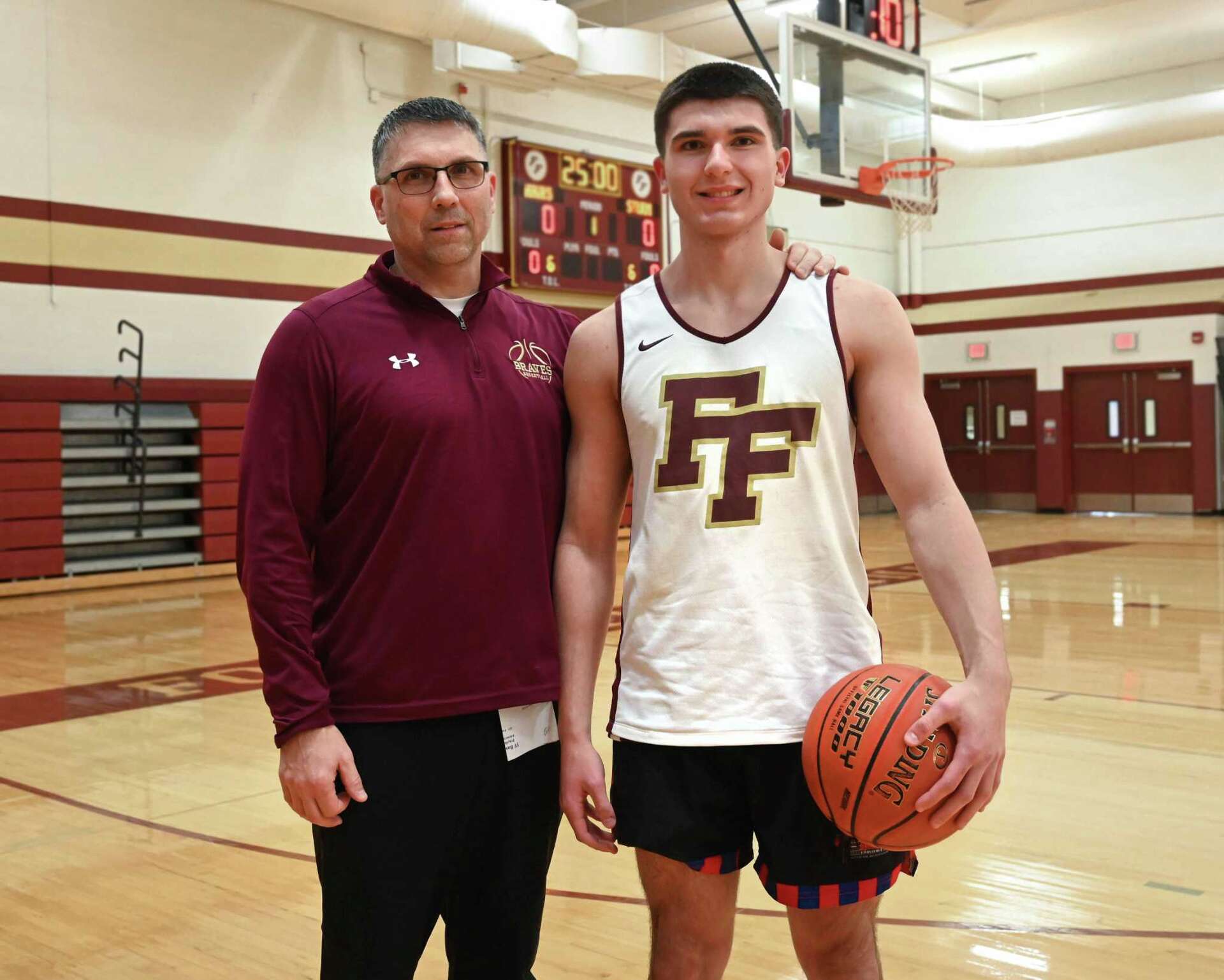 Fonda's Riley Wilson joins Section 2 basketball 1,000-point club