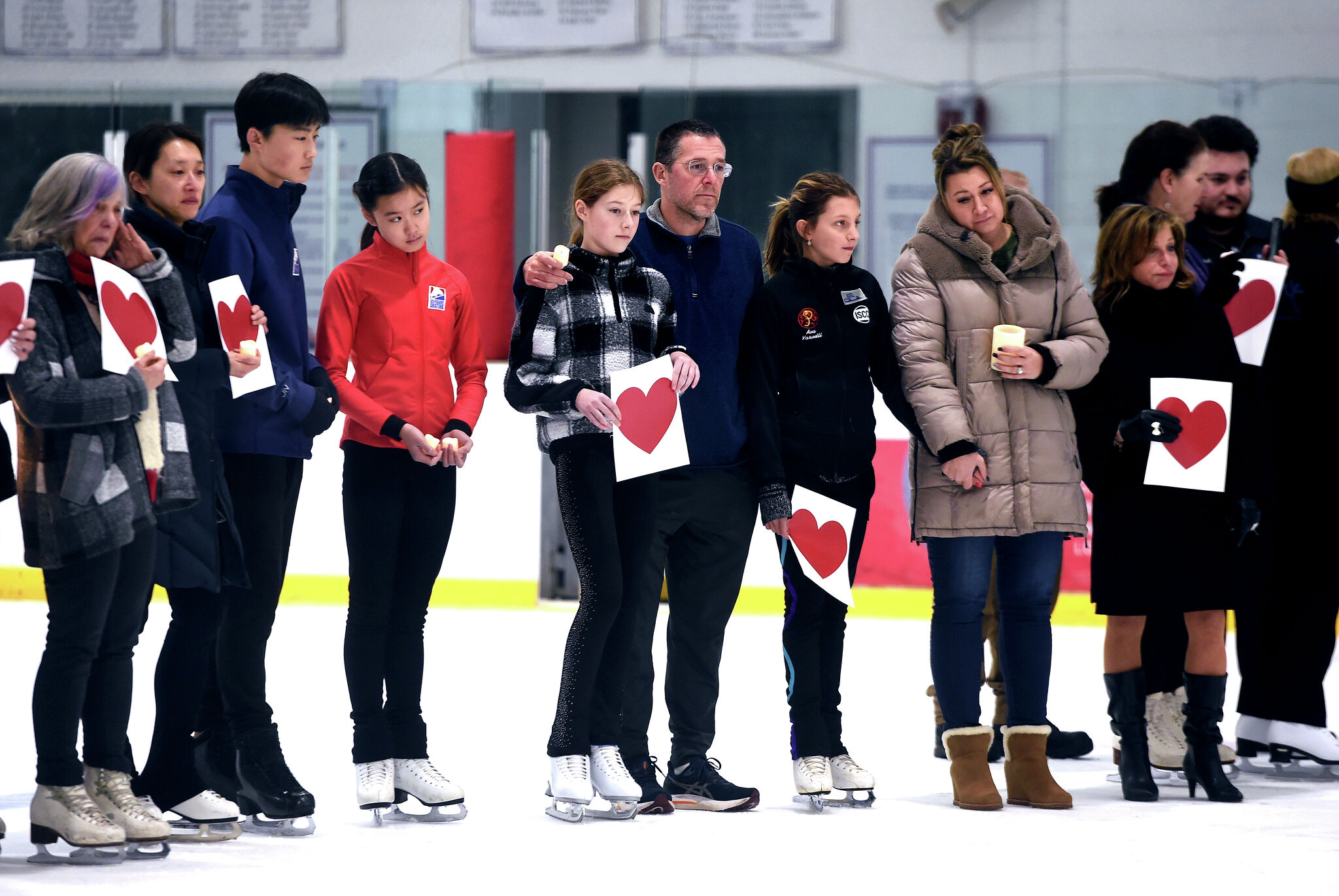 CT skating community honors skaters, coaches killed in DC plane crash