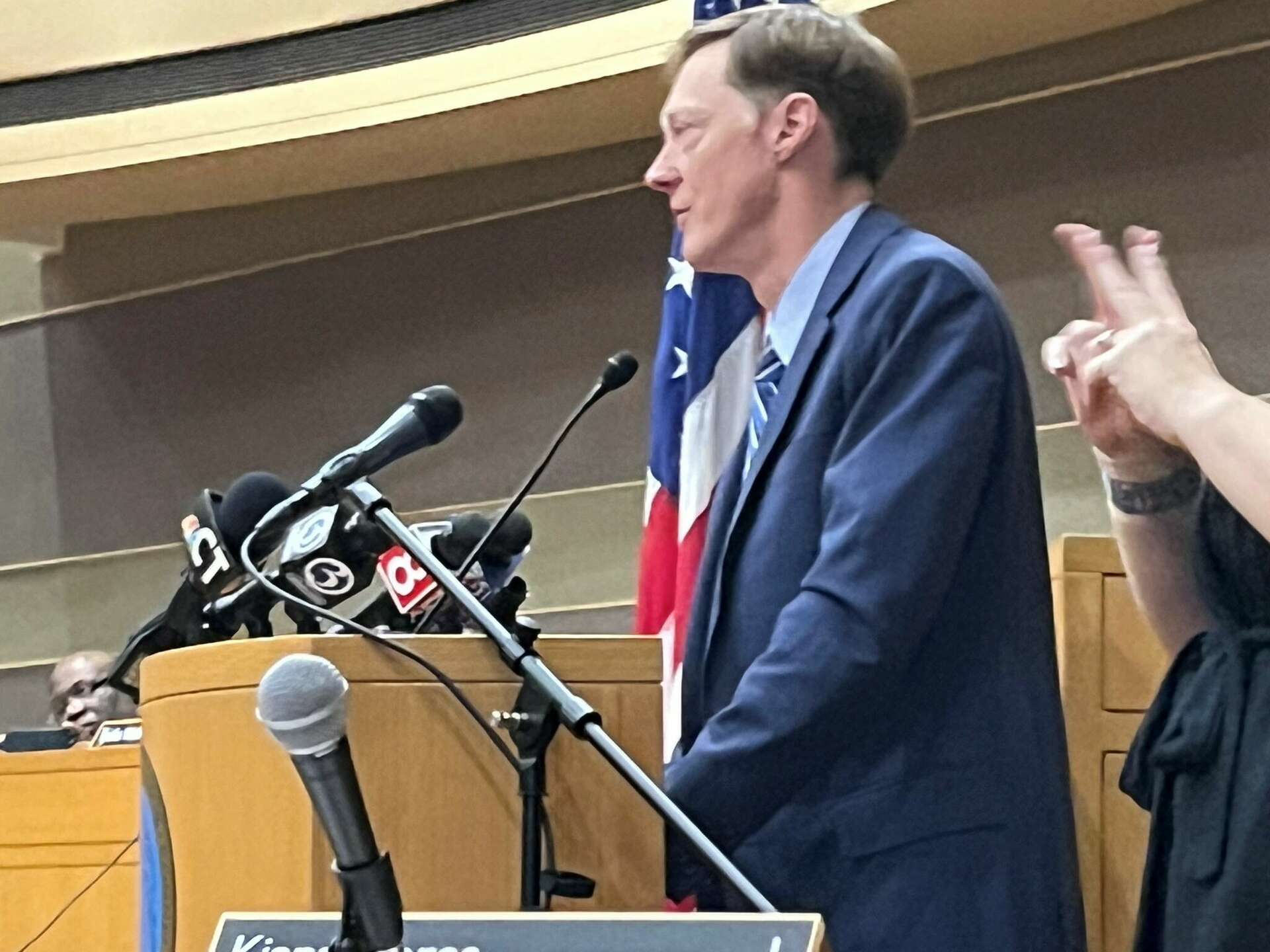 New Haven Mayor Justin Elicker vows city unity under President Trump