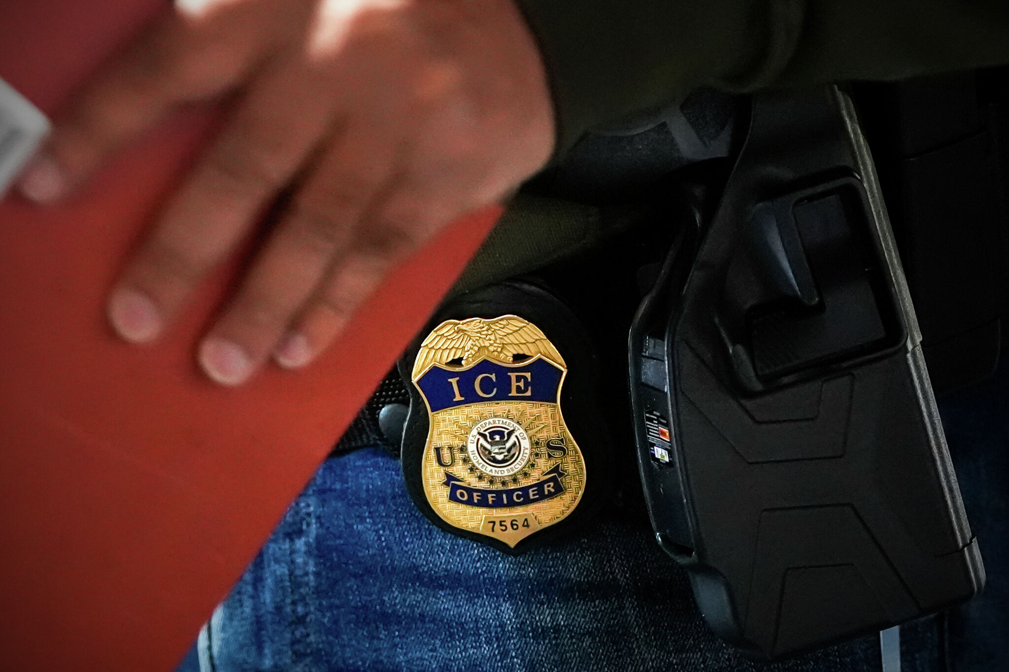 ICE apprehends 3 Venezuelans in Texas, including 2 linked to gang