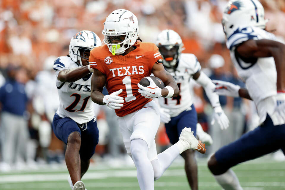 Ex-Texas recruit Johntay Cook II arrested in Fort Worth