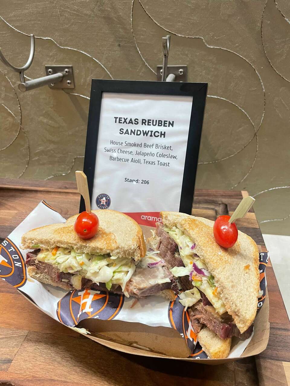 What's on the menu for Astros' games at Daikin Park in 2025?