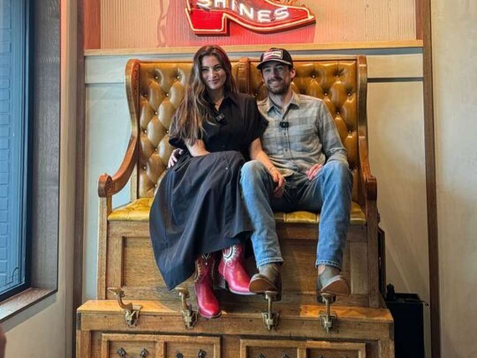 NASCAR champ Ryan Blaney visits Austin, devours Terry Black's