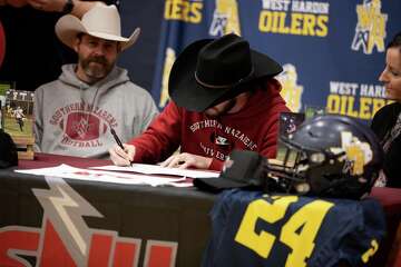 Southeast Texas athletes join college teams on national signing day