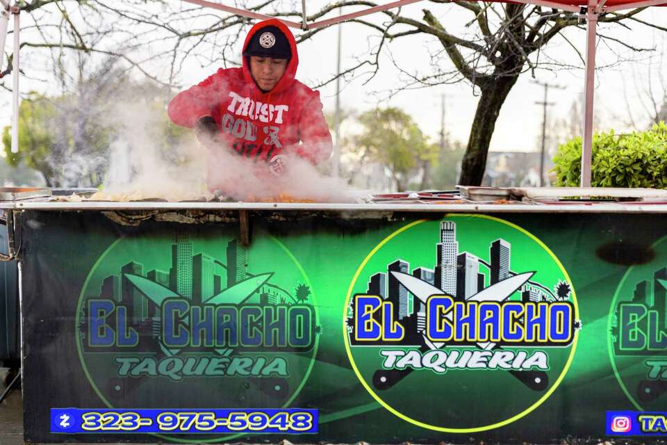 I waited an hour for Tacos El Chacho in the Bay Area