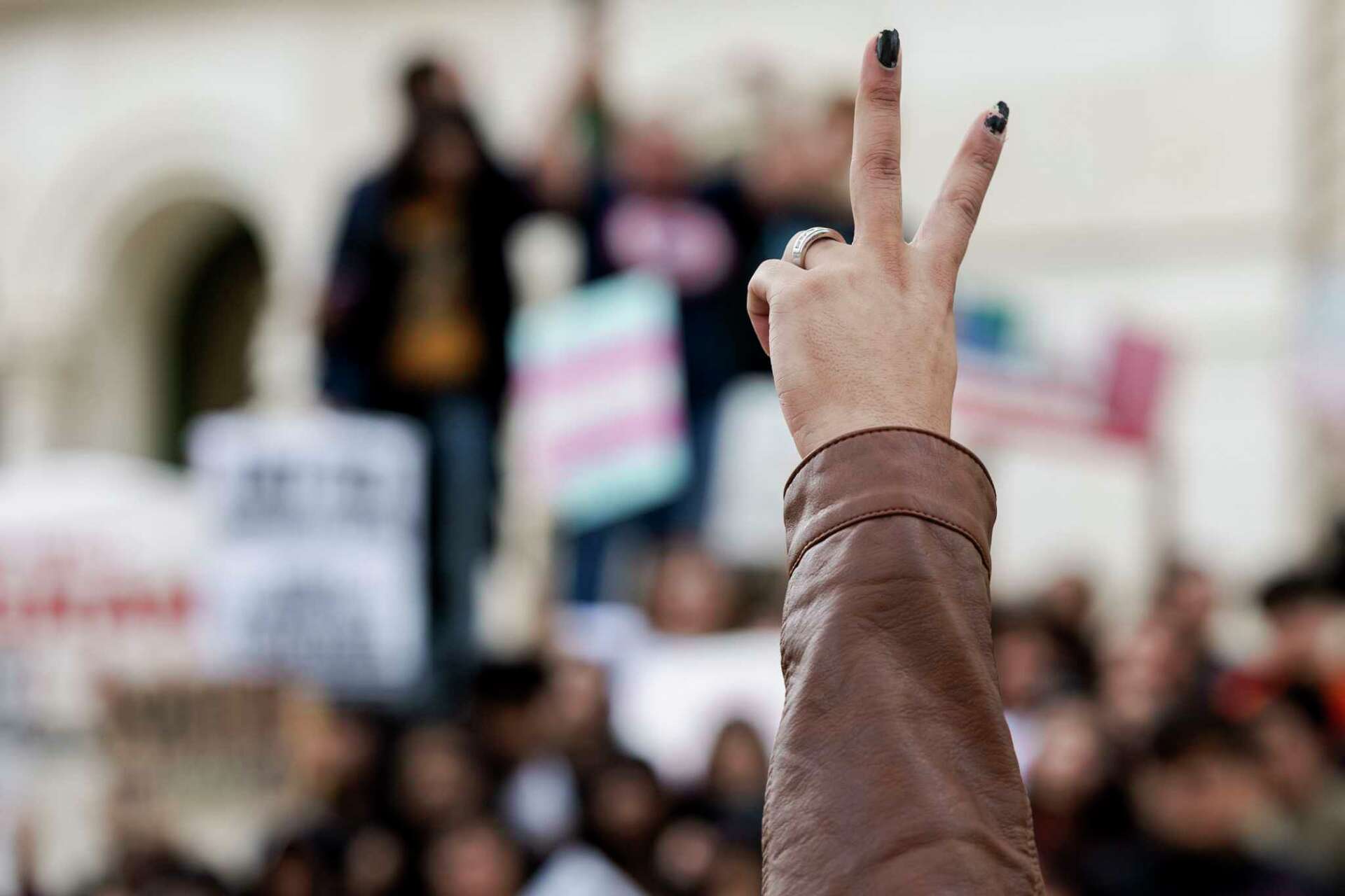 San Antonio ISD students organize walkout to protest mass deportations