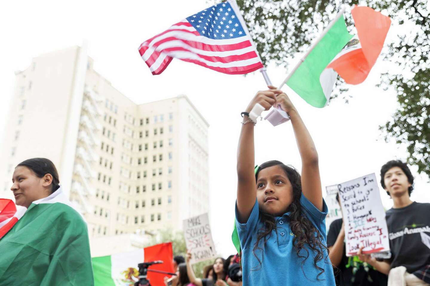 San Antonio ISD students organize walkout to protest mass deportations