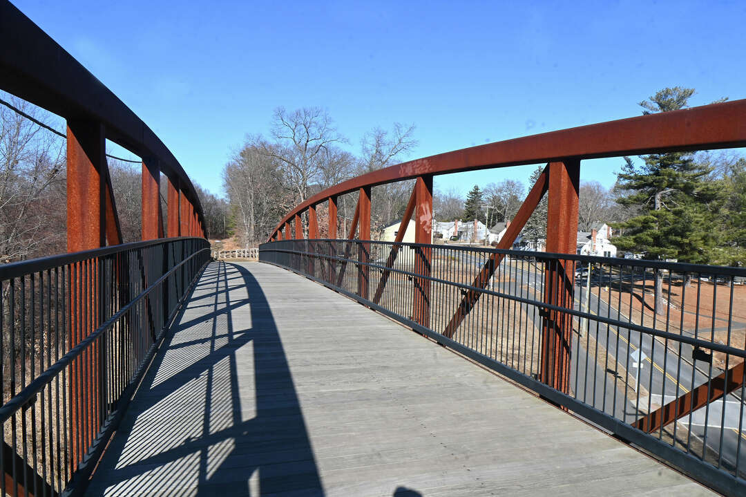 A CT walk trail follows a defunct rail line not even locals know about