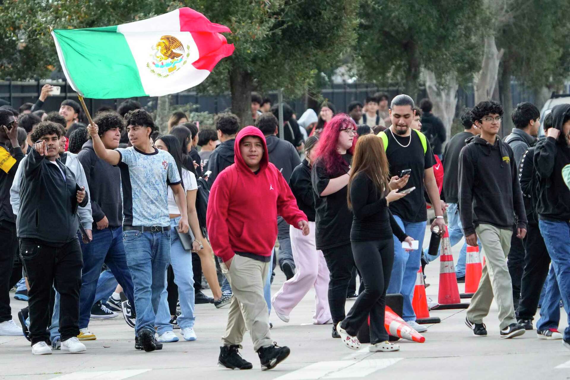 HISD students stage mass walkout, protest Trump immigration crackdown