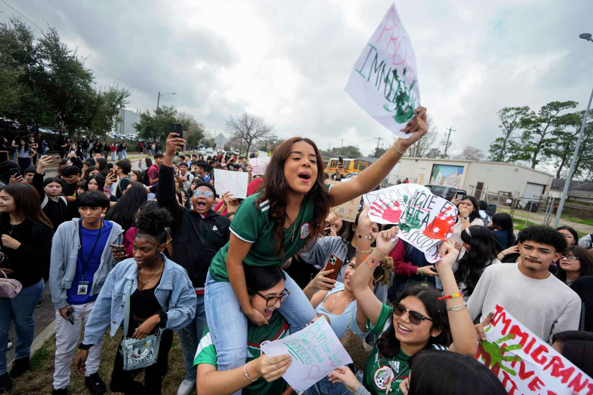HISD students stage mass walkout, protest Trump immigration crackdown