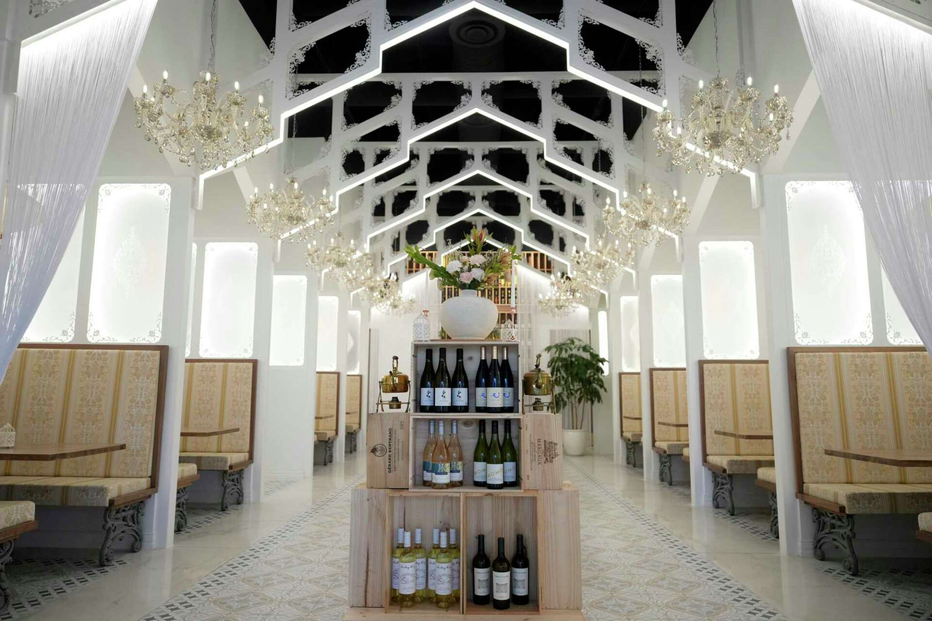 Viet-French restaurant Annam opens from MF Sushi chef in Autry Park