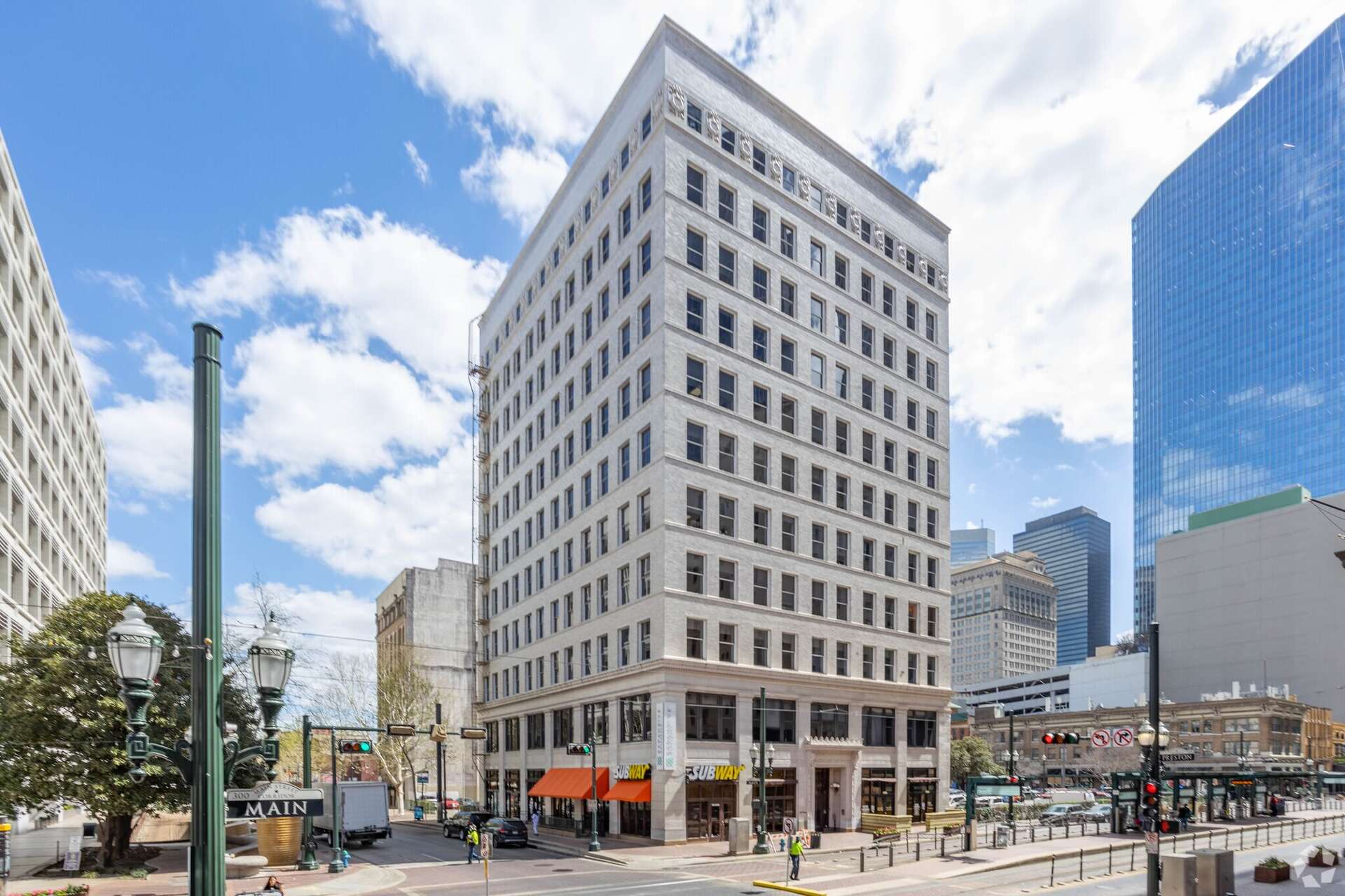 Historic downtown Houston building to become a boutique hotel