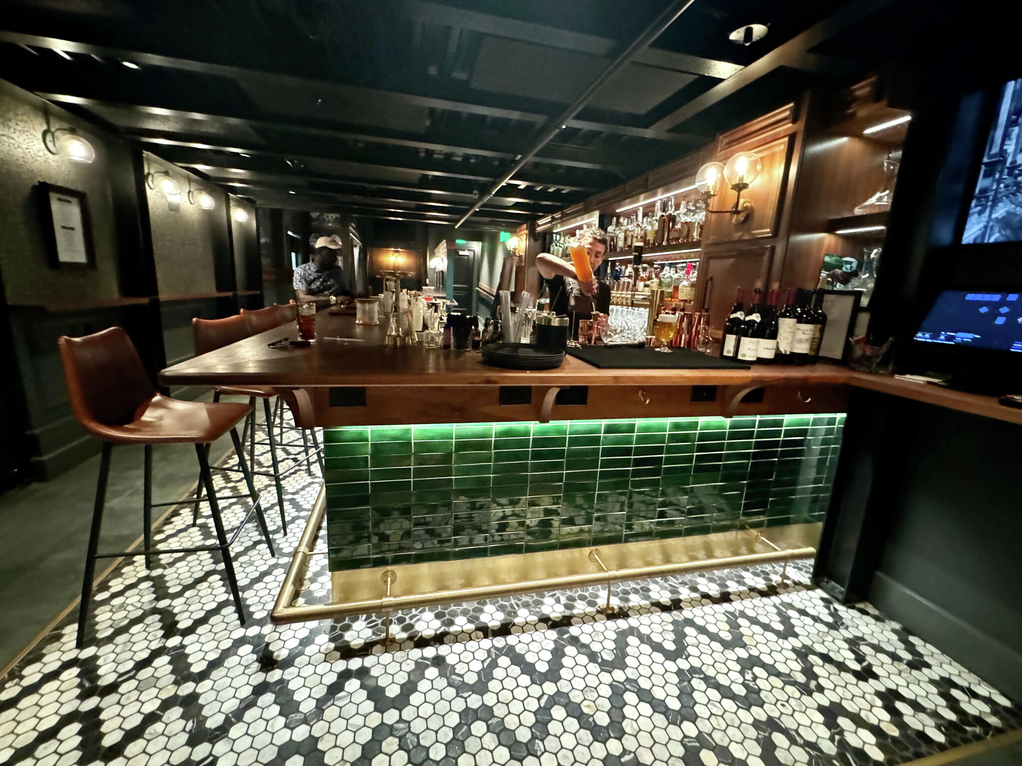 Review: Well past early problems, The Coat Room a hidden Saratoga gem