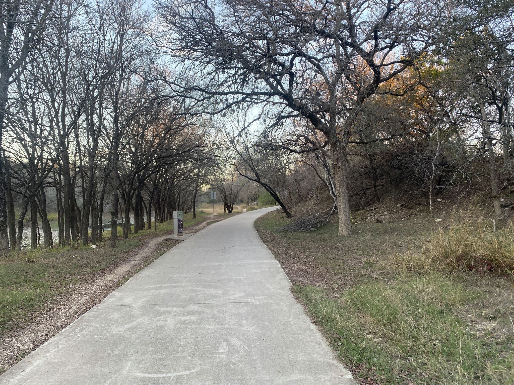 SAPD seeks man accused in attempted sexual assault on greenway
