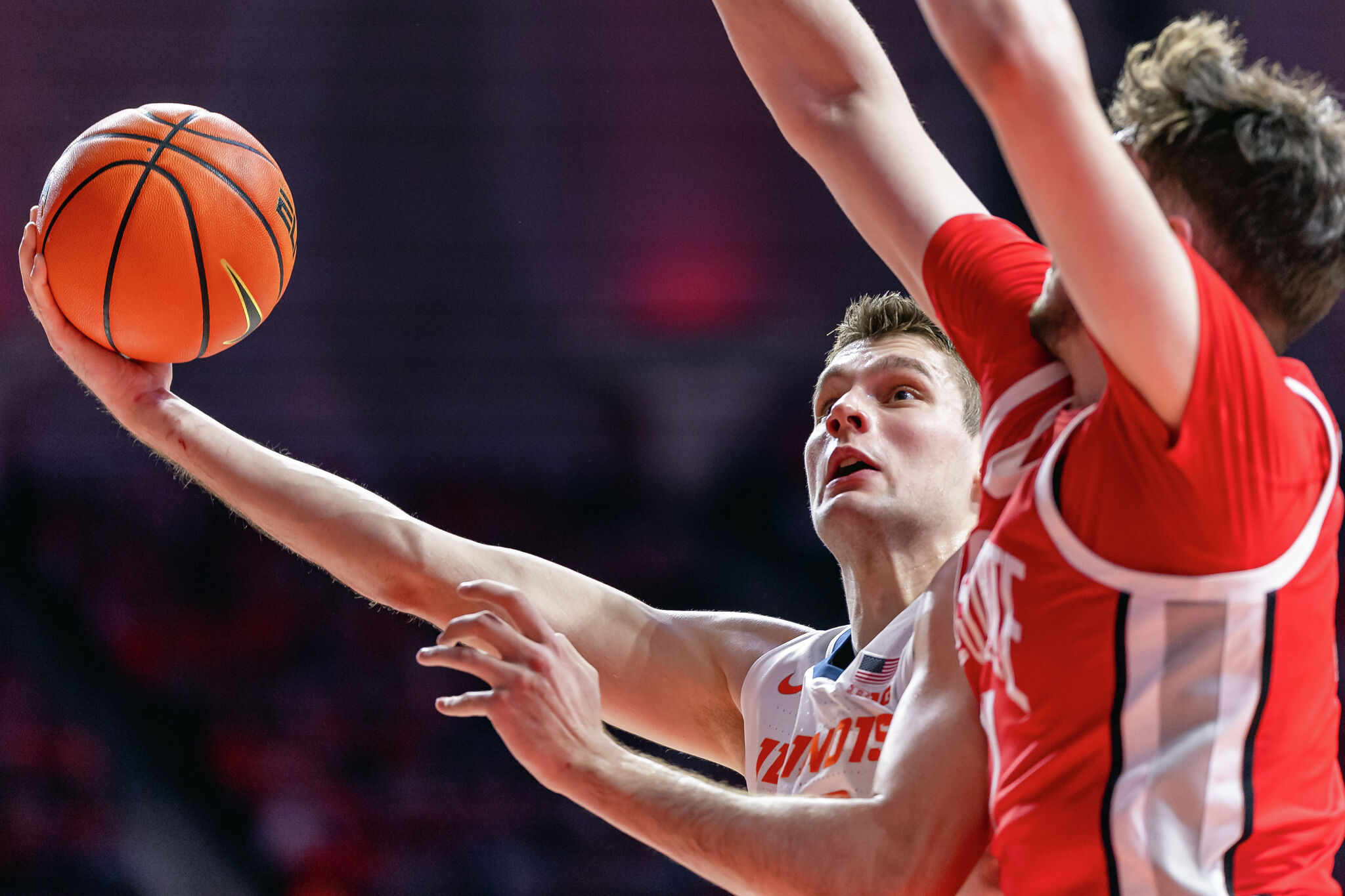 Illinois basketball faces potential player absences against Minnesota