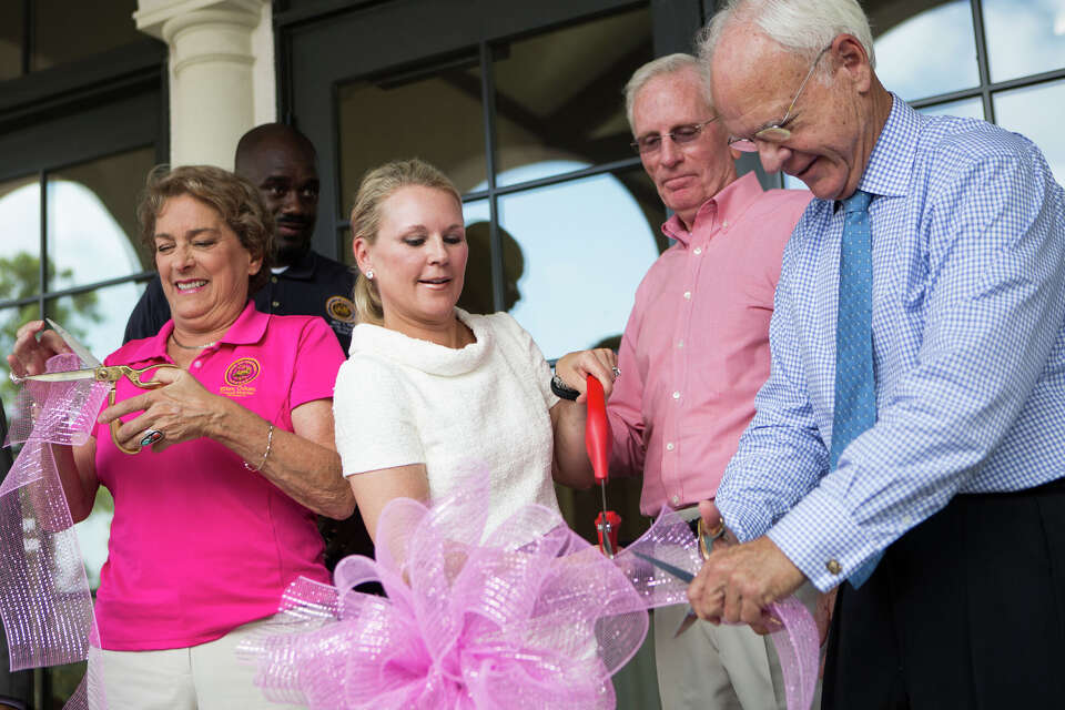 Here's what Houston billionaires Jeffery and Melinda Hildebrand own