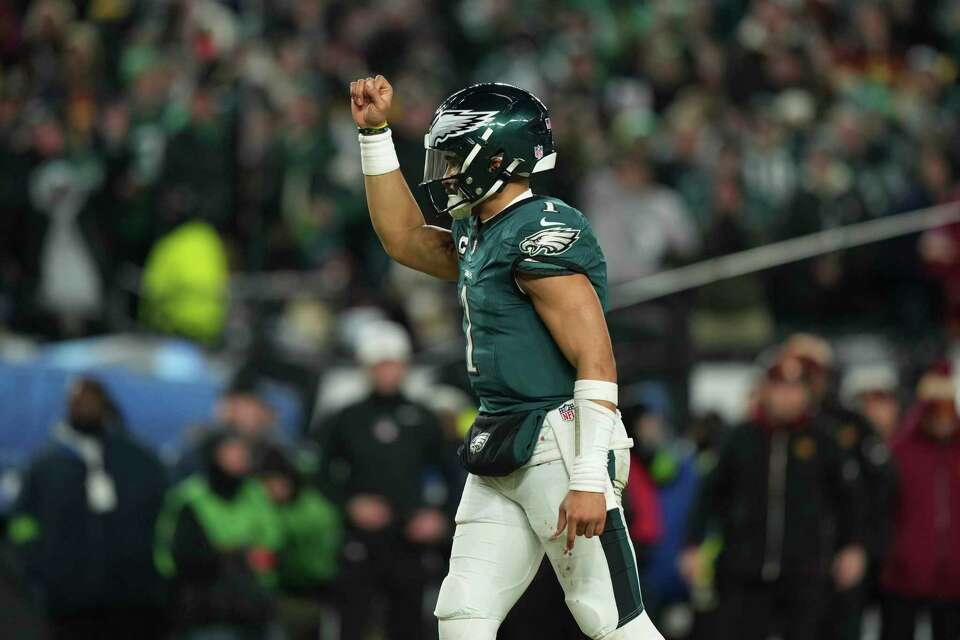 How Eagles QB Jalen Hurts went from Channelview to Super Bowl