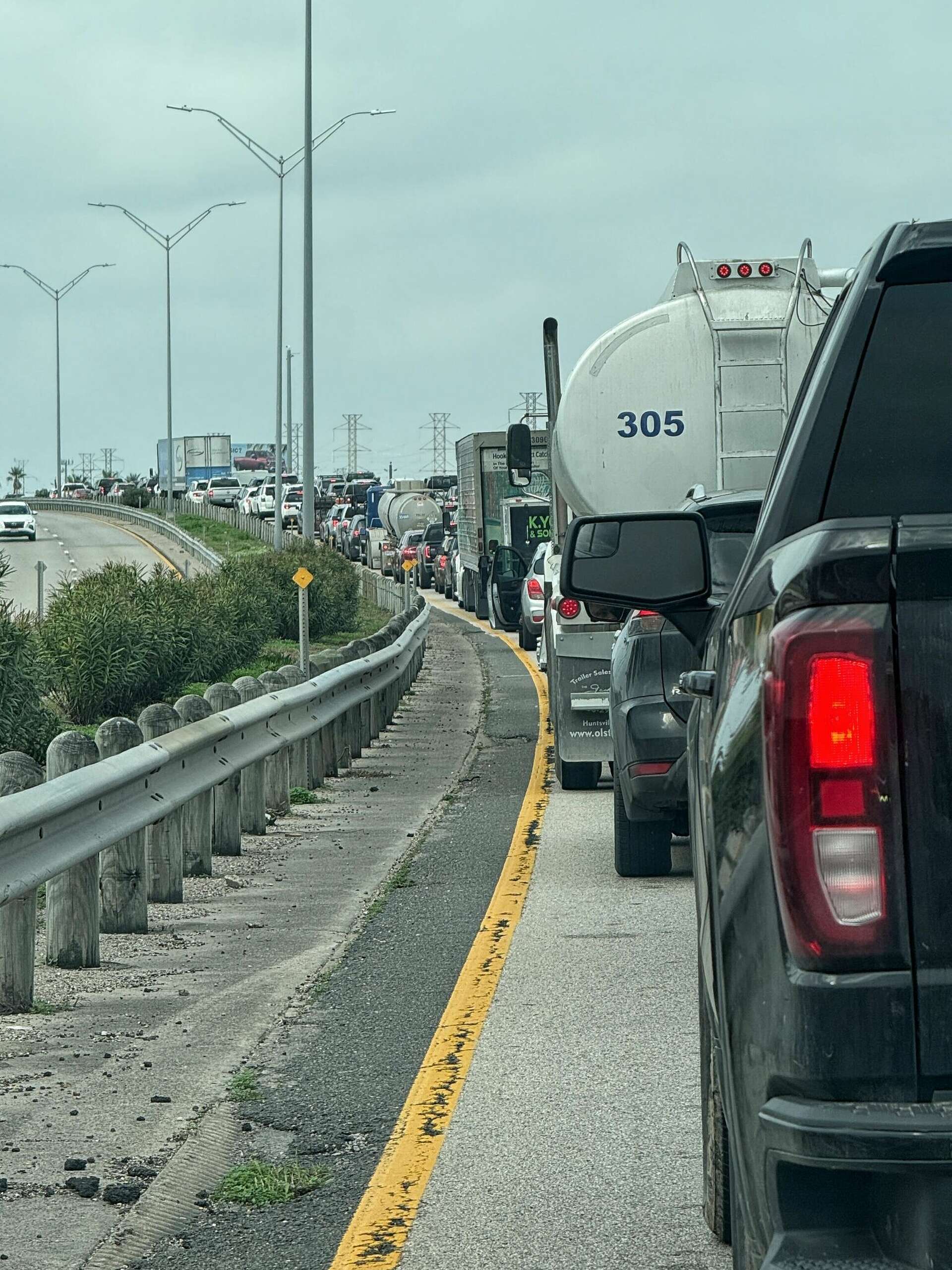 I-45 construction causing significant traffic near Galveston Causeway