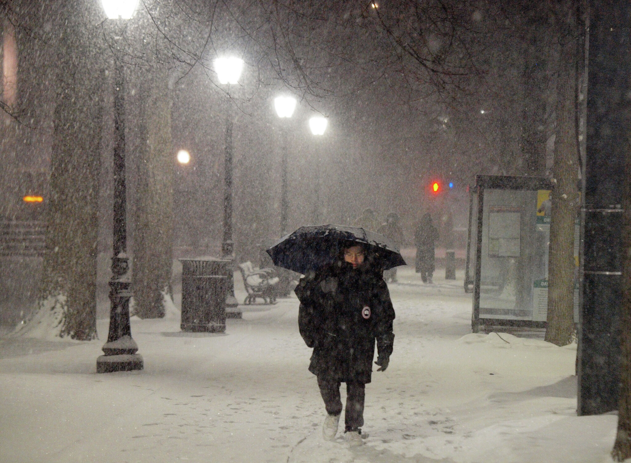 Icy weather conditions send more people to CT hospitals, doctors say