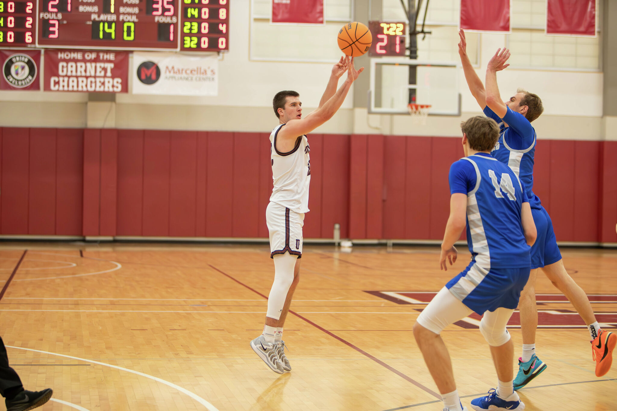 Union men's basketball's Matthew Garside beats buzzer again