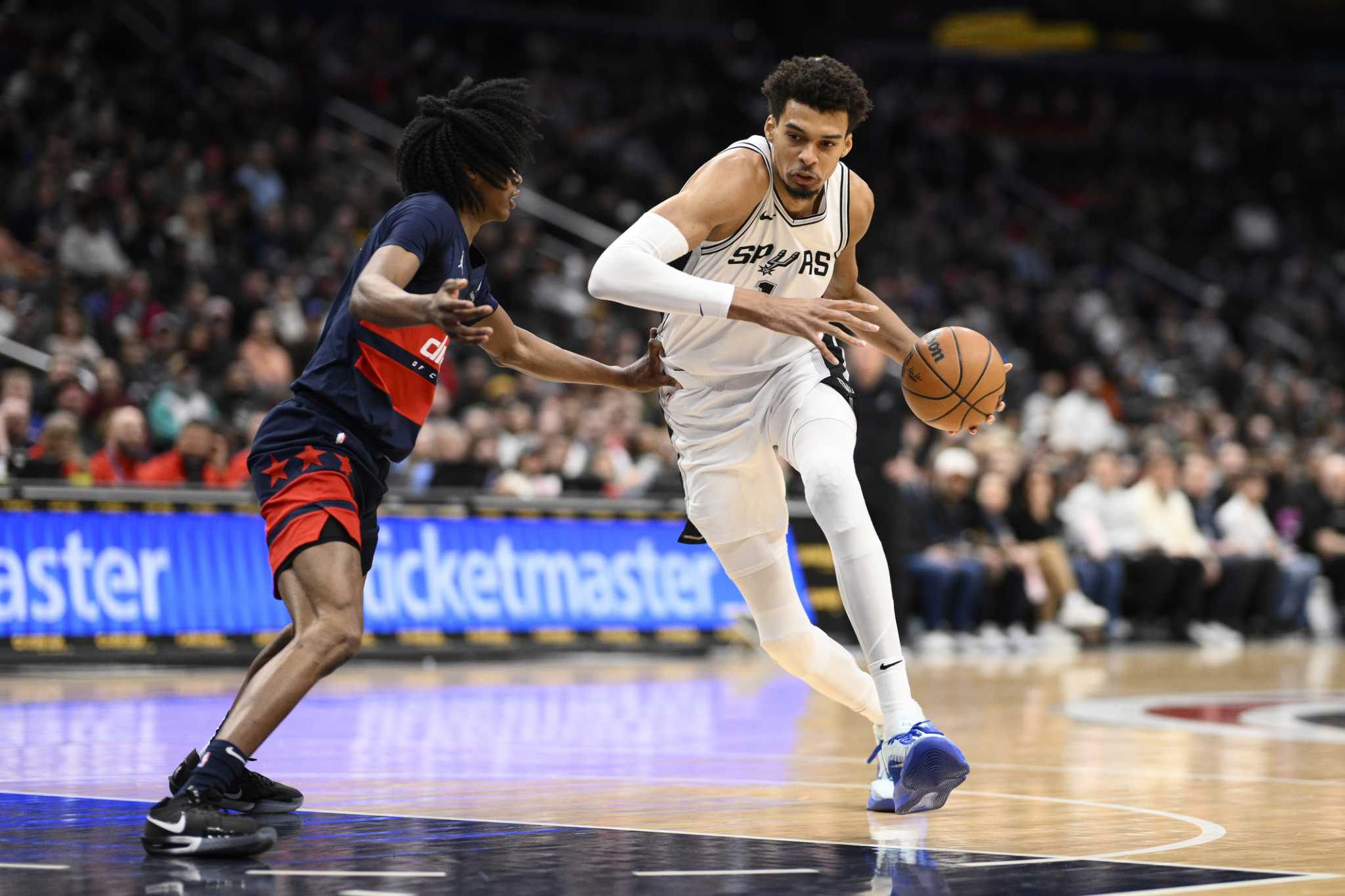 Spurs vs. Wizards: How to watch, who's starting, who's out