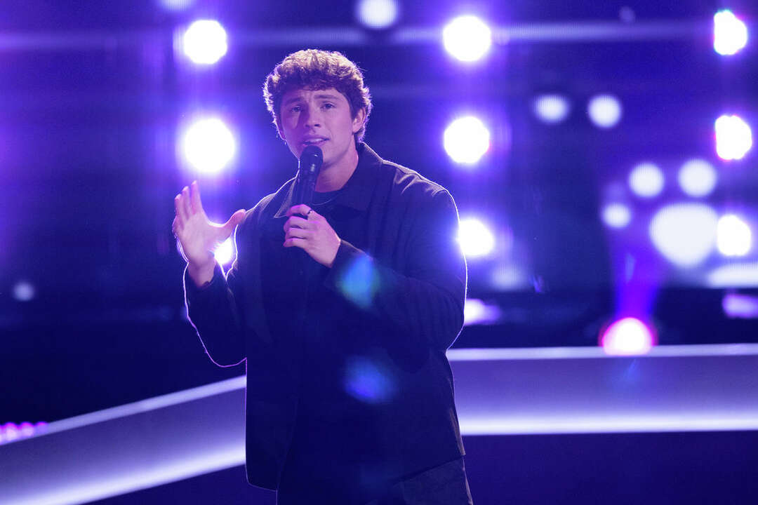 San Antonio's Britton Moore dazzles 'The Voice' coaches