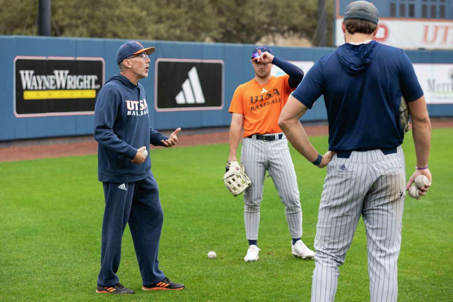 UTSA optimistic for 2025 behind returning star Mason Lytle