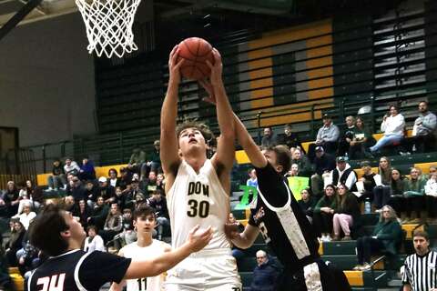 Dow's VanSumeren named First Team All-SVL
