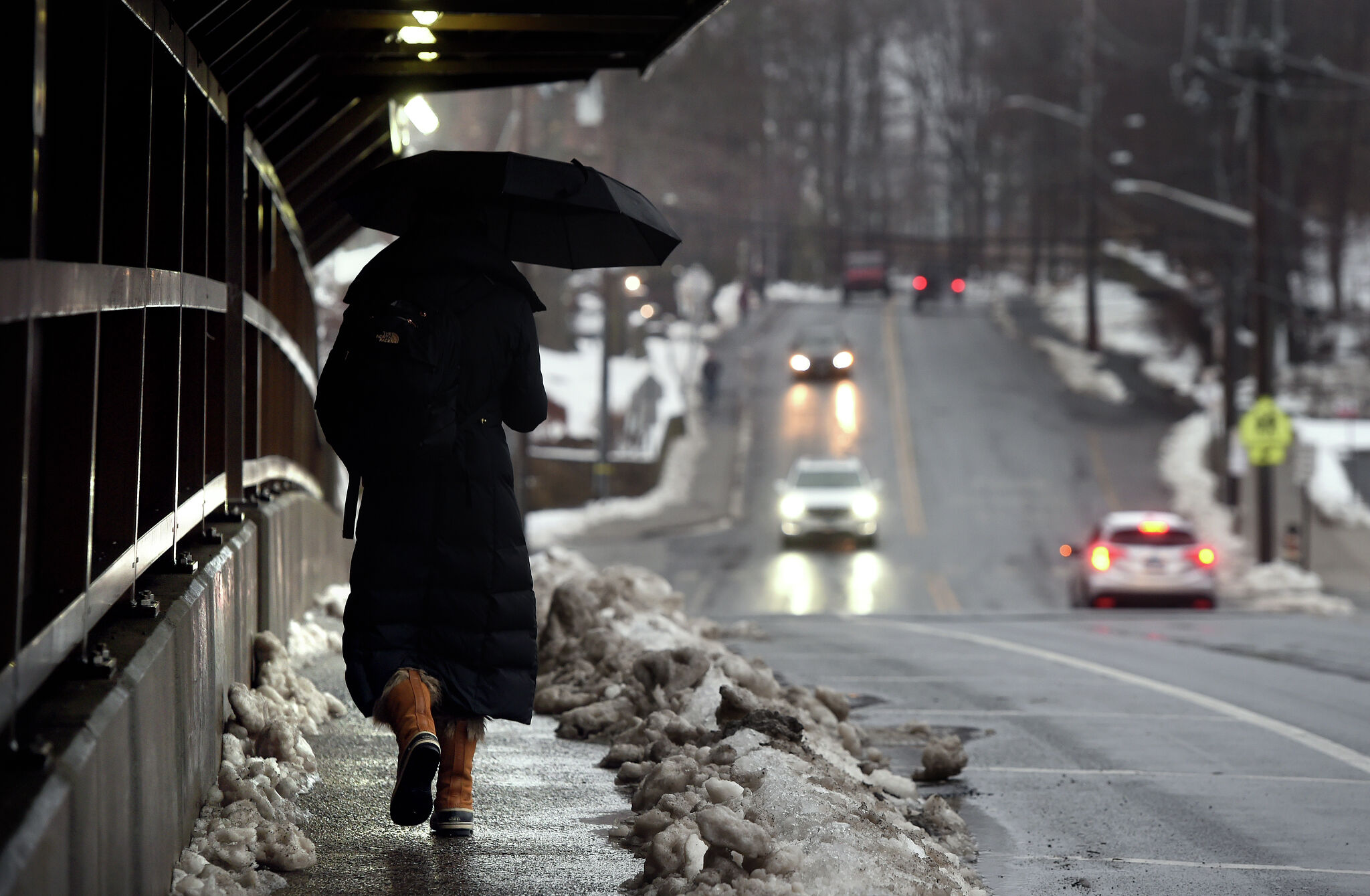 Rainy, mild Thursday in CT, chance of freezing rain in northwest: NWS