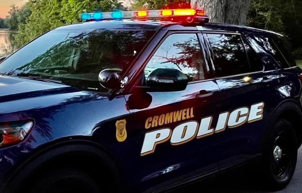 Police: Man drove big rig around Cromwell parking lot to avoid arrest