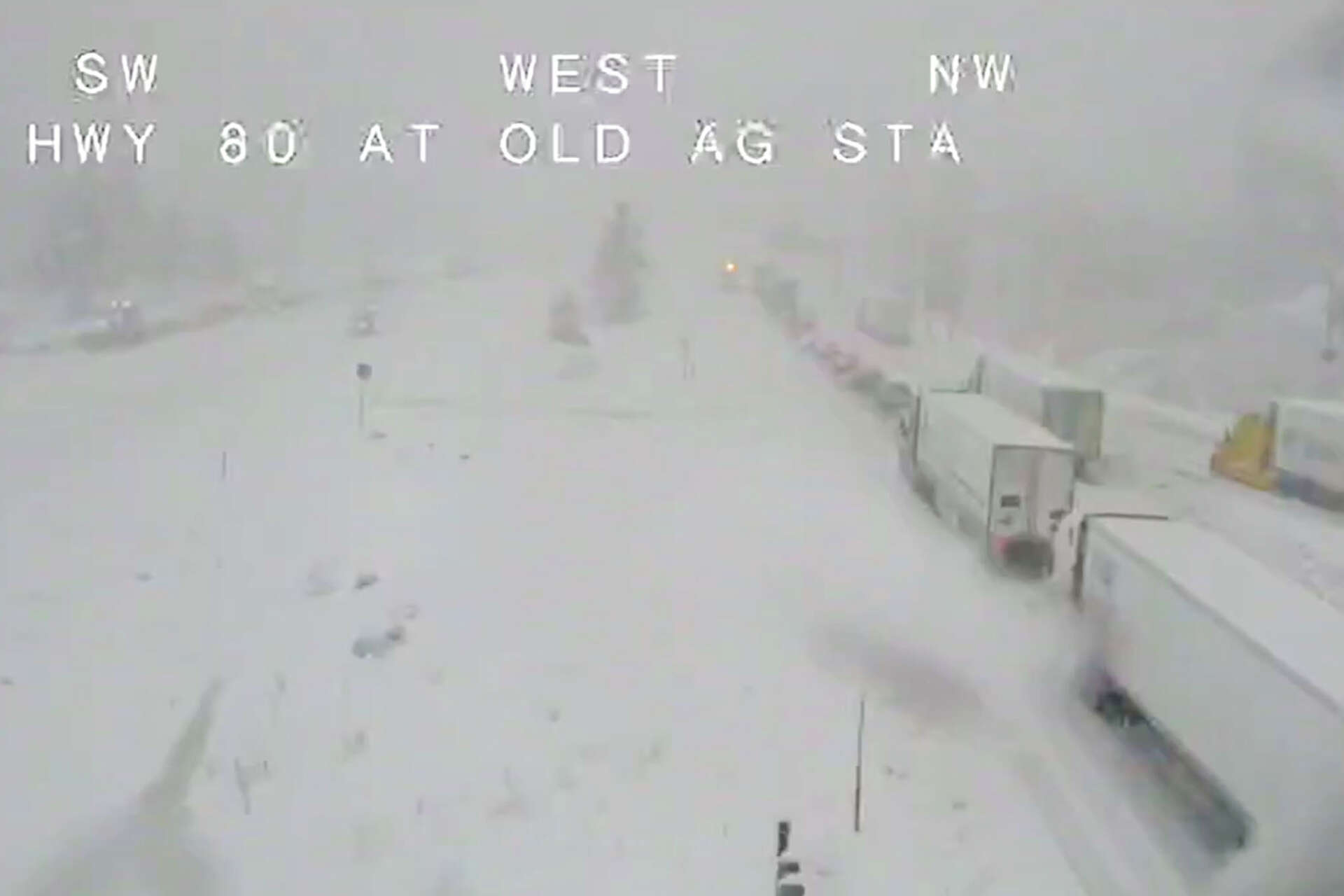 Chain control, traffic holdups on Donner Pass amid heavy snow