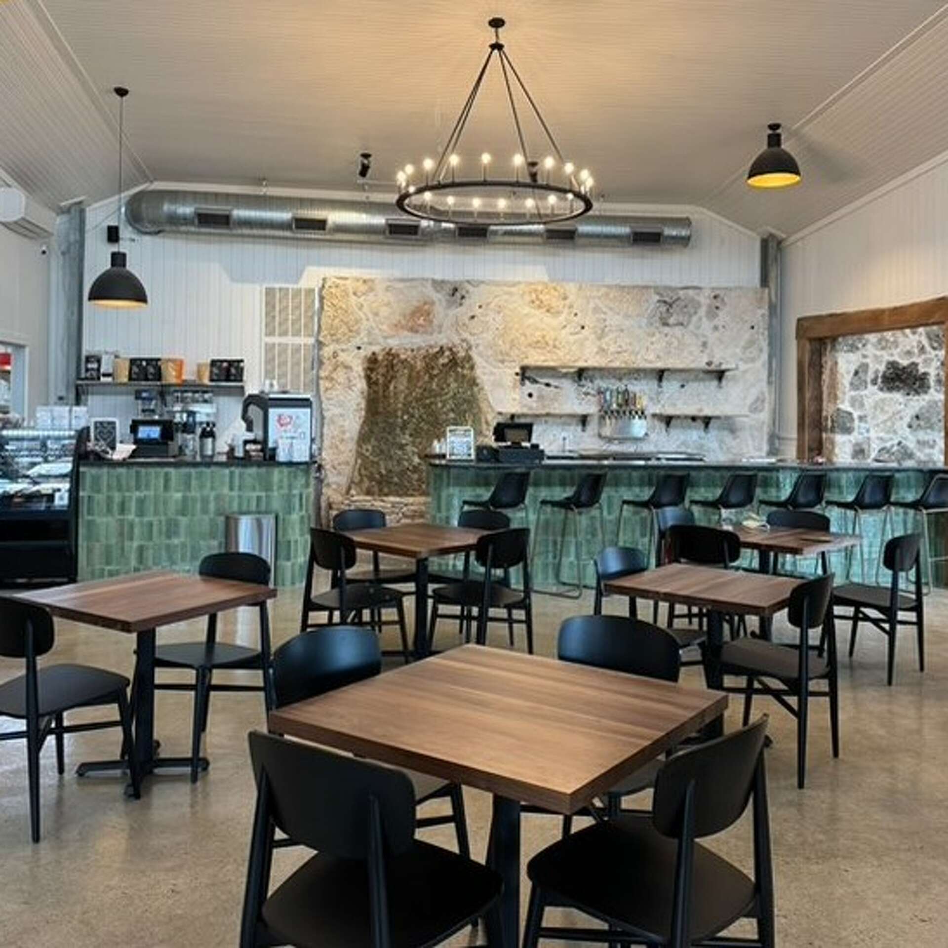 Desert Spoon brings farm-to-table dining to the Hill Country