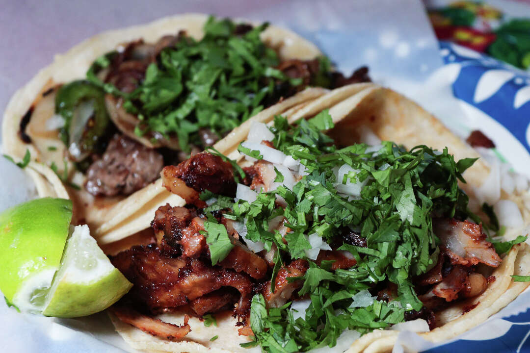 History of Mexican-Arab-style tacos shines at Houston taqueria