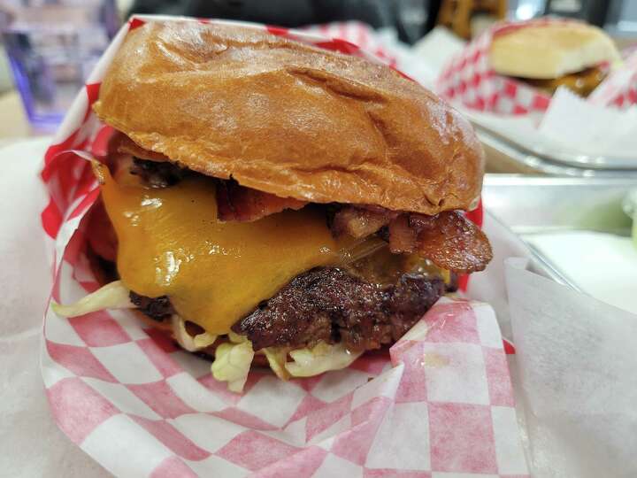 Smashburger and Swedish crawfish were best eats in Houston this week