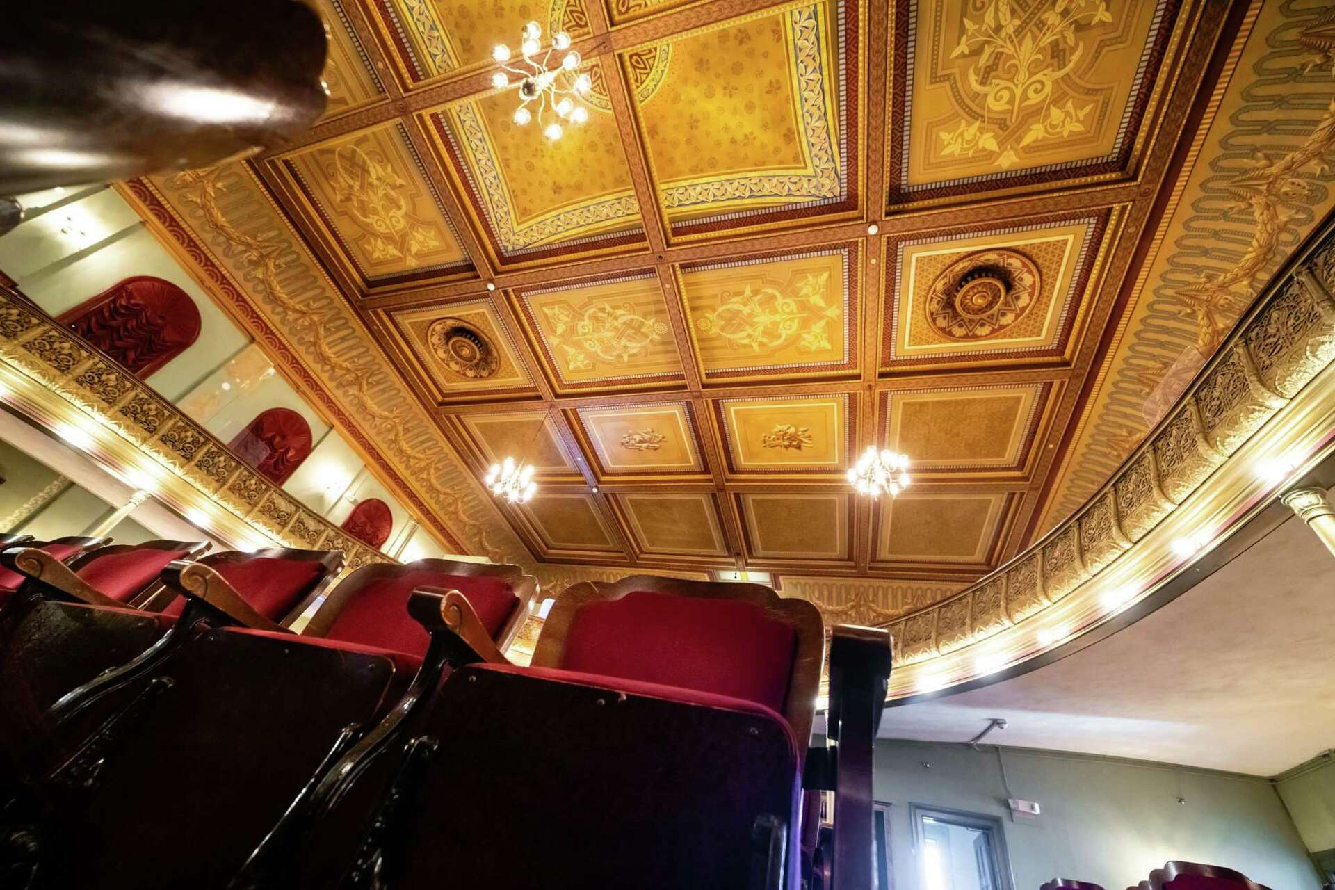 Thomaston Opera House undergoing historic overhaul