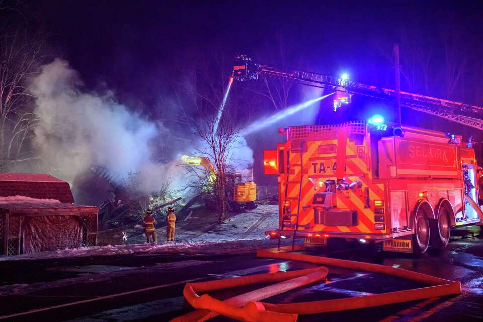 Coeymans police sergeant, family lose home in River Road fire