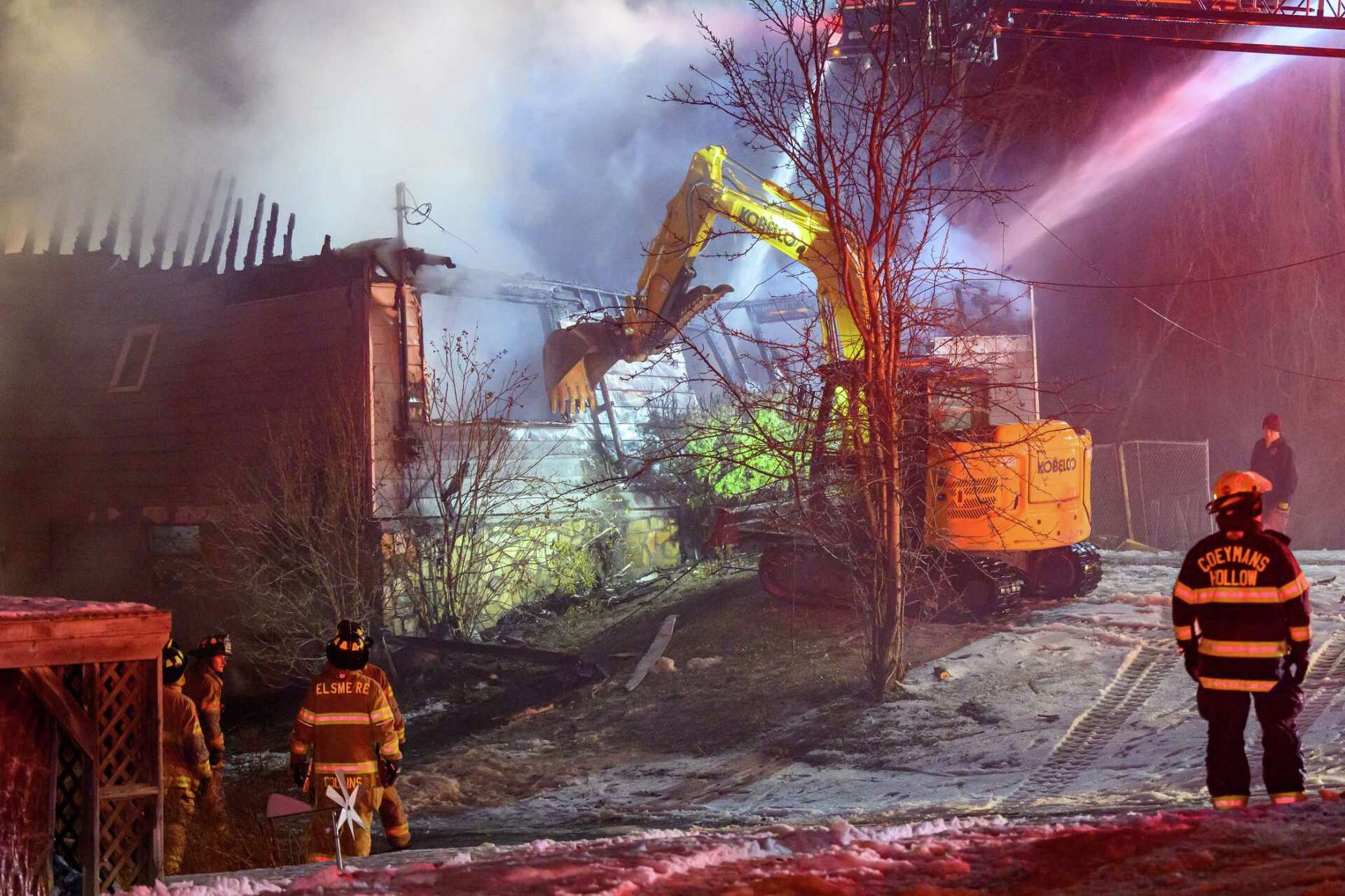 Coeymans police sergeant, family lose home in River Road fire