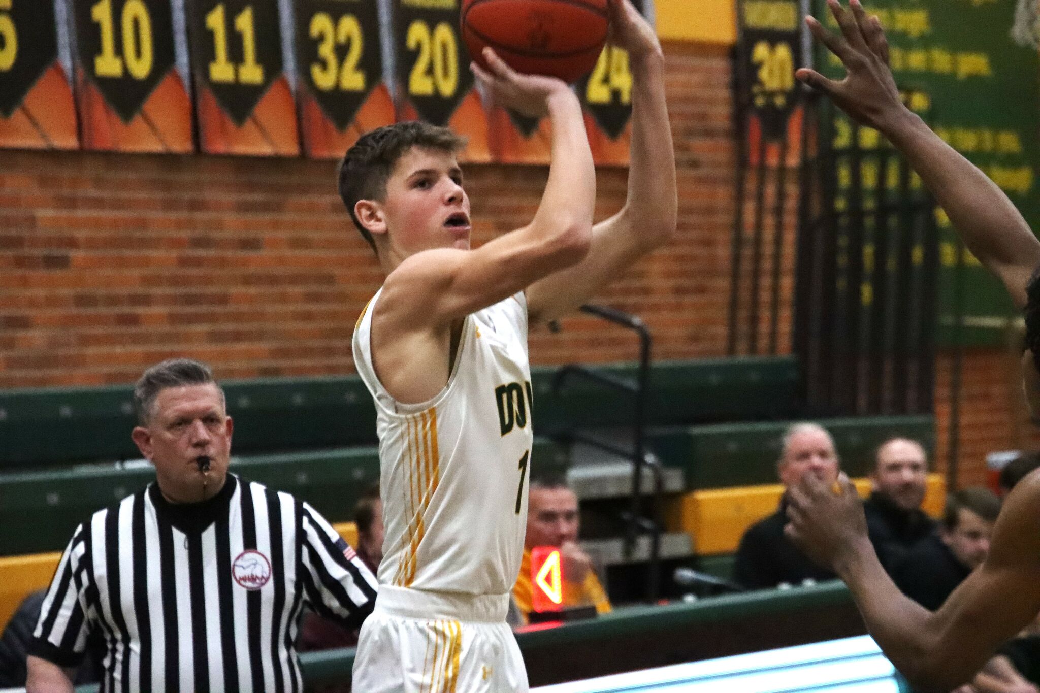 Dow boys hang tough versus Saginaw