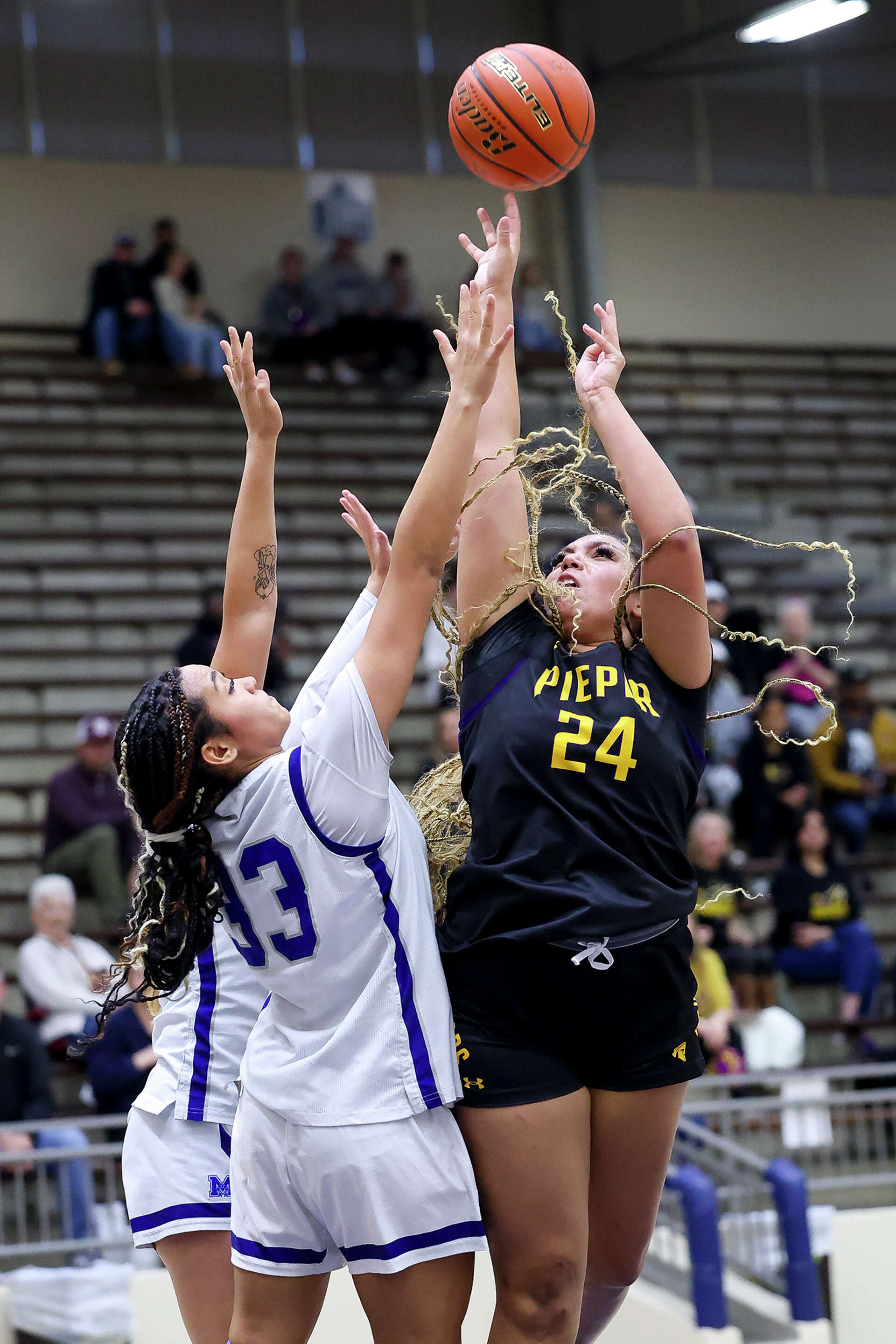 Pieper, Wagner advance to third round in girls basketball playoffs