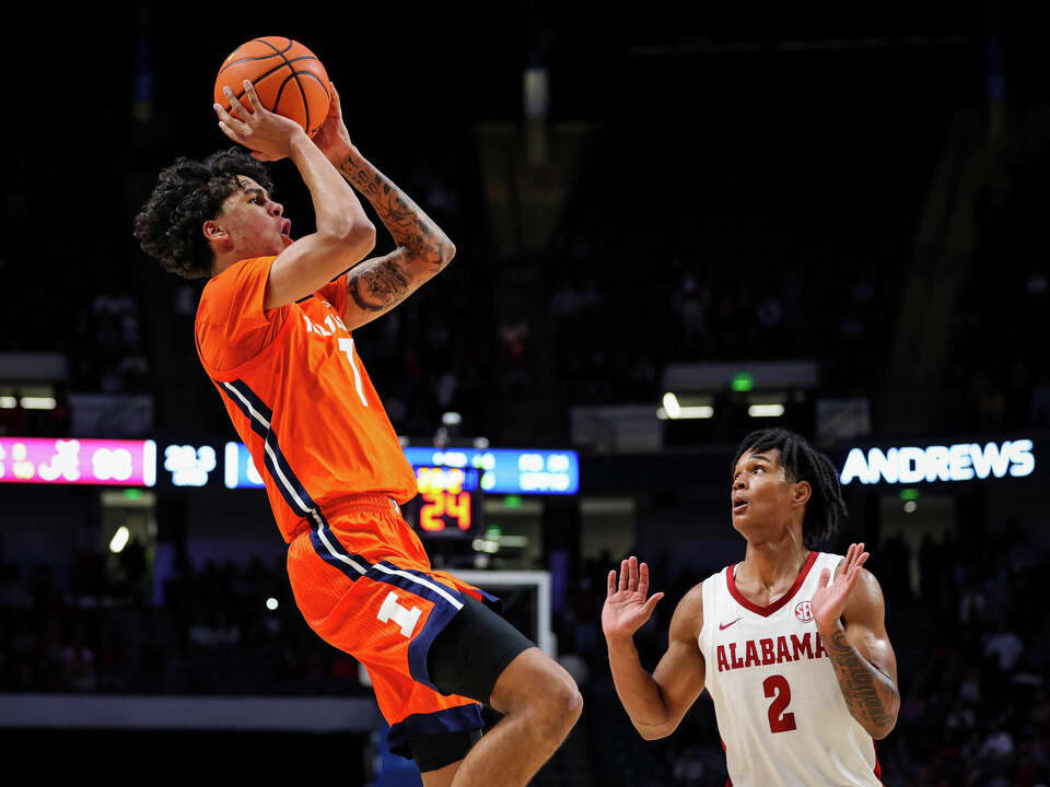 Will Riley: 3 facts on the Illinois basketball guard who wears No. 7