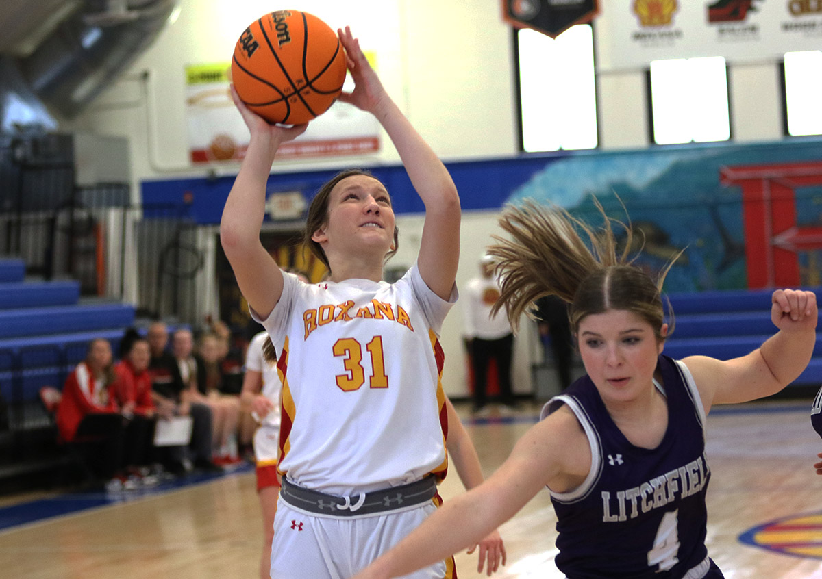 SATURDAY GIRLS BASKETBALL: Roxana, Marquette earn trips to Gillespie