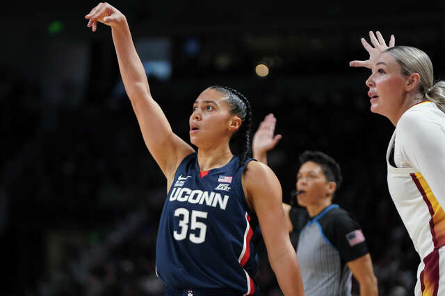 Azzi Fudd to participate in UConn women's basketball Senior Day