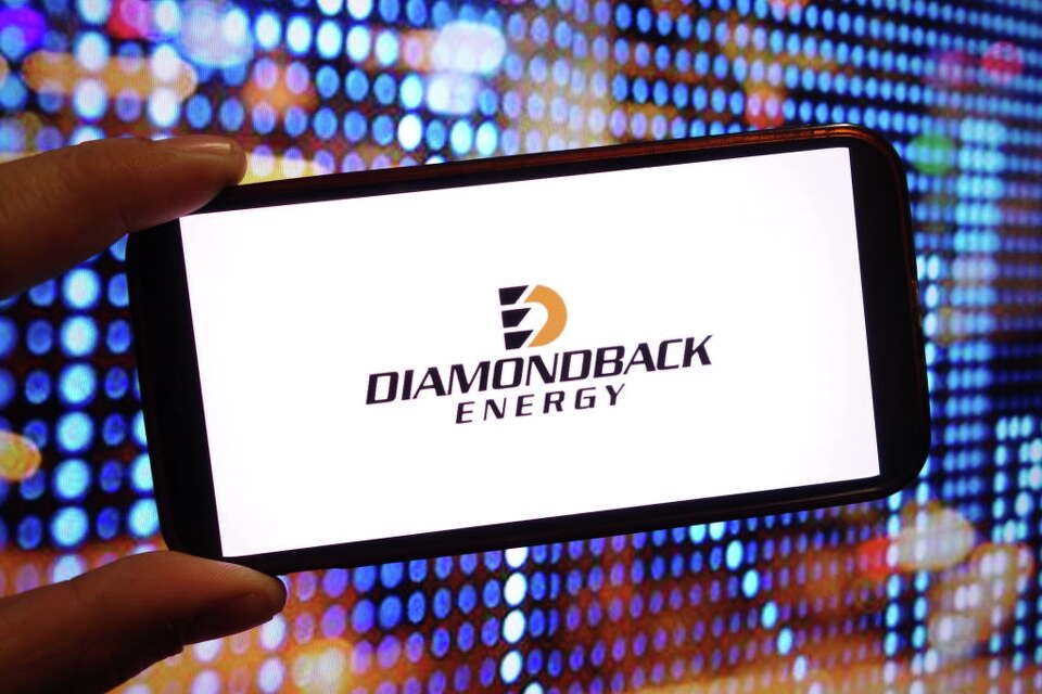 Diamondback to buy Double Eagle IV subsidiaries in $4.1 billion deal