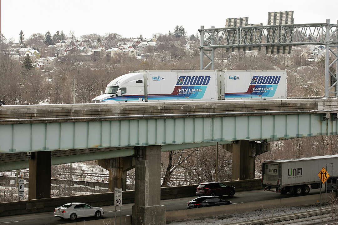 Removal of Exit 21 from I-84 in Waterbury delayed in Mixmaster project