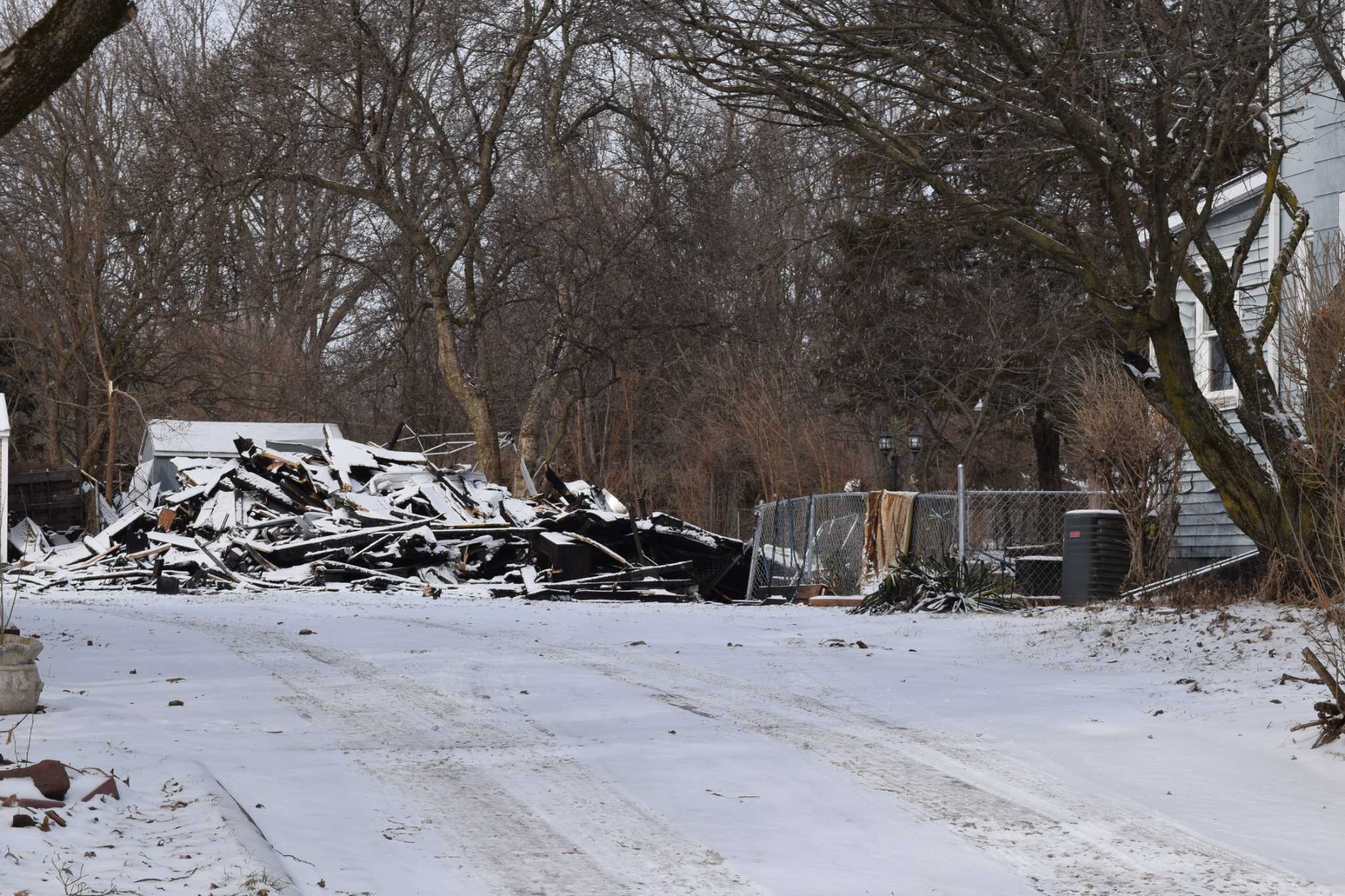 Woman sues Jacksonville man after her sister dies in fire