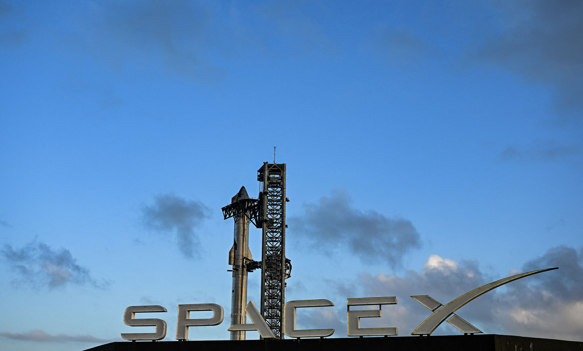 Texas group drops suit alleging SpaceX illegally polluted water