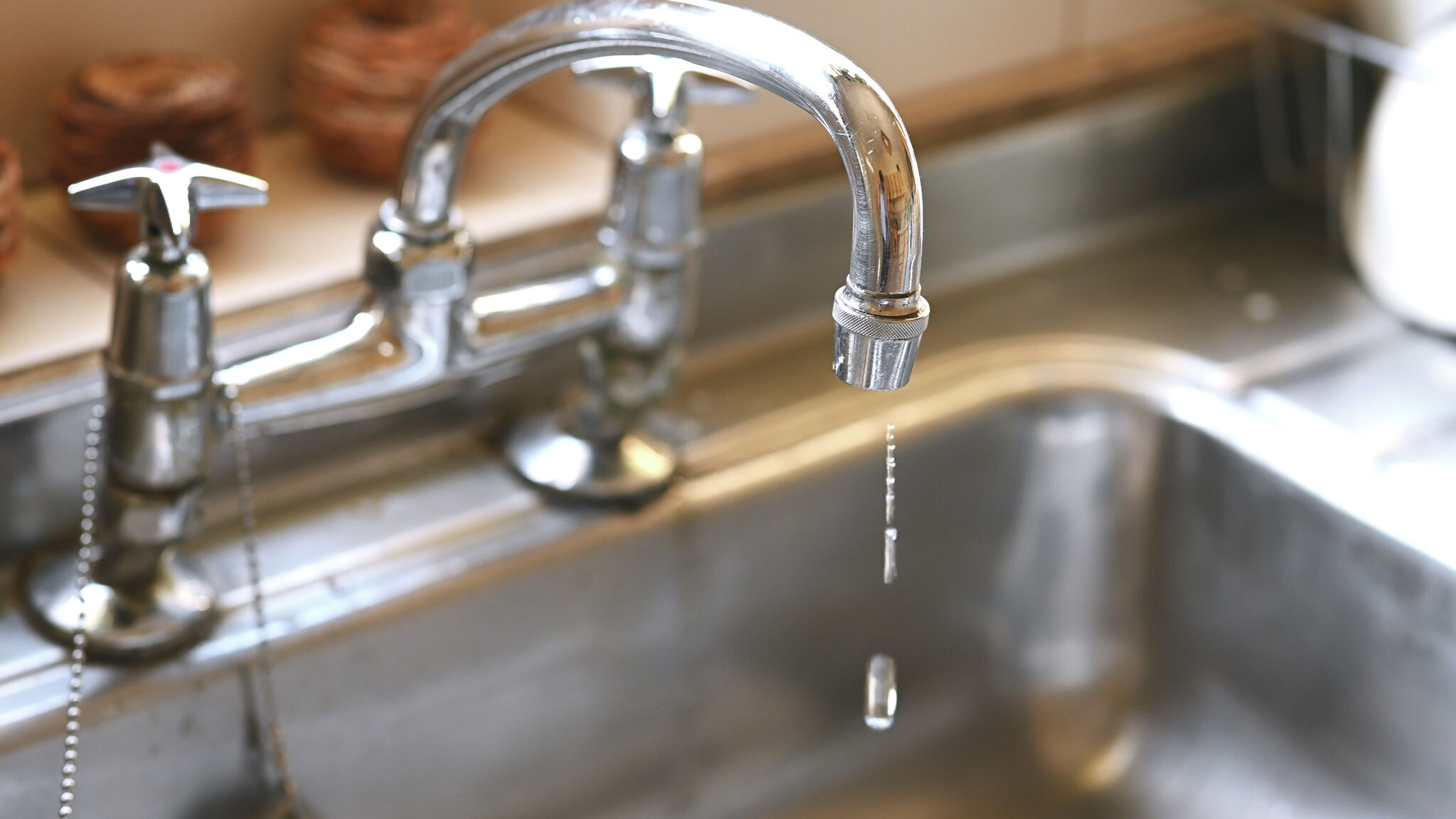 Houston officials warn against dripping faucets