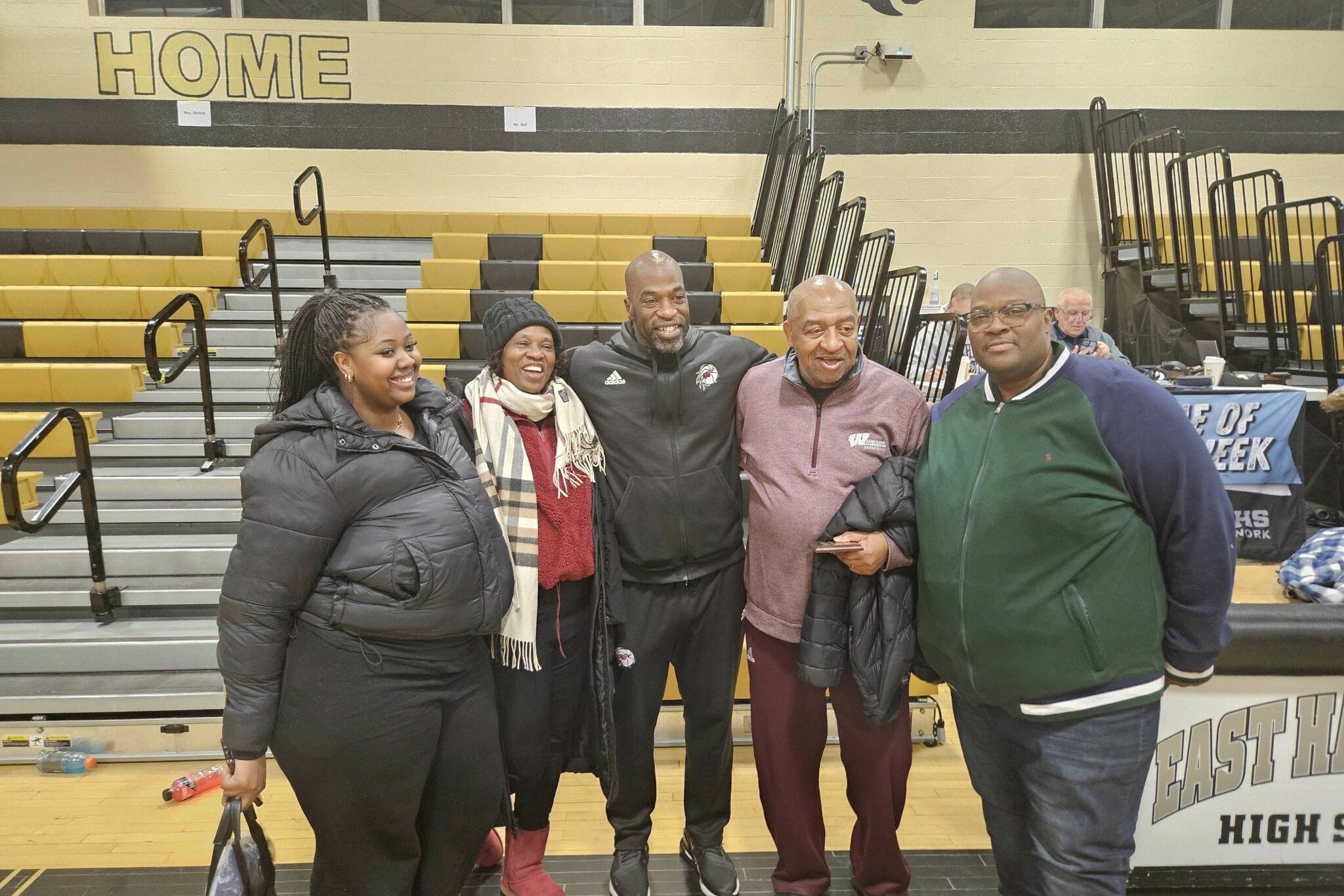Windsor High boys basketball coach Ken Smith wins 700th career game