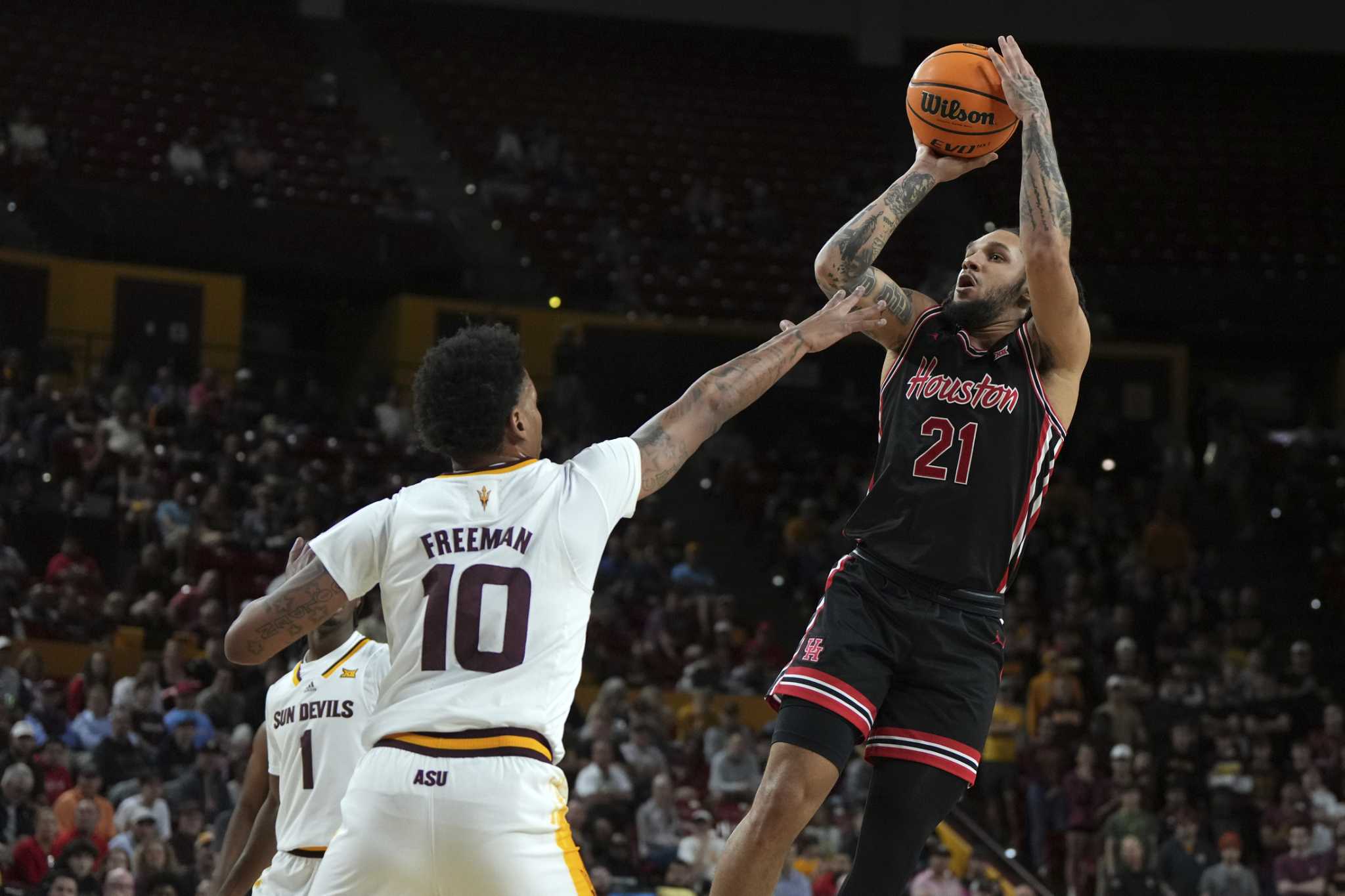 UH basketball: How Emanuel Sharp found his 3-point groove again